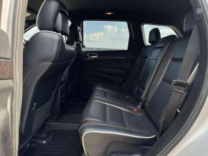 Pelēks Jeep Grand Cherokee 2011 Viļņa, ar dzinēja tilpumu 3.60 L un nobraukumu 216 tūkst. km par 6990 €, foto 21 vietnē AUTOMOTO.COM.LV