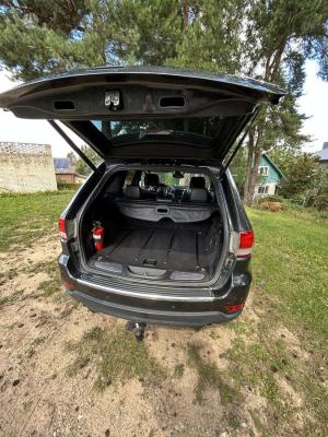 Pelēks Jeep Grand Cherokee 2011 Viļņa, ar dzinēja tilpumu 2.99 L un nobraukumu 166 tūkst. km par 8600 €, foto 8 vietnē AUTOMOTO.COM.LV