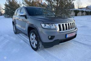Grey Jeep Grand Cherokee 2012 in Mazeikiai, with an engine capacity of 3.60 L and mileage of 251 thousand km for 8400 €, photo  on AUTOMOTO.COM.LV