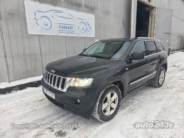 Grey Jeep Grand Cherokee 2012 in Tallinn, with an engine capacity of 3.00 L and mileage of 239 thousand km for 8900 €, photo 4 on AUTOMOTO.COM.LV