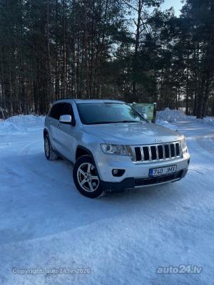 Grey Jeep Grand Cherokee 2012 in Tallinn, with an engine capacity of 3.00 L and mileage of 216 thousand km for 8800 €, photo  on AUTOMOTO.COM.LV