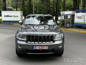 Pelēks Jeep Grand Cherokee 2012 Rīga, ar dzinēja tilpumu 3.00 L un nobraukumu 262 tūkst. km par 8399 €, foto 4 vietnē AUTOMOTO.COM.LV