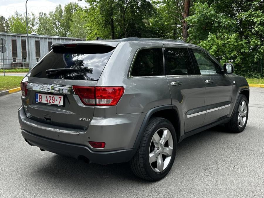 Pelēks Jeep Grand Cherokee 2012 Rīga, ar dzinēja tilpumu 3.00 L un nobraukumu 262 tūkst. km par 8399 €, foto 10 vietnē AUTOMOTO.COM.LV