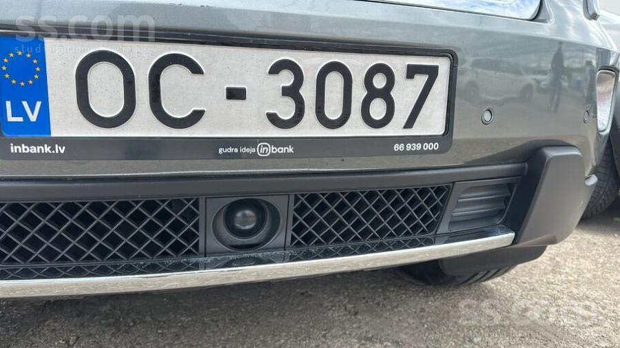 Pelēks Jeep Grand Cherokee 2012 Rīga, ar dzinēja tilpumu 3.00 L un nobraukumu 262 tūkst. km par 8399 €, foto 17 vietnē AUTOMOTO.COM.LV