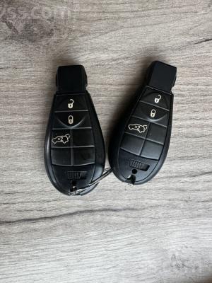 Pelēks Jeep Grand Cherokee 2012 Rīga, ar dzinēja tilpumu 3.00 L un nobraukumu 262 tūkst. km par 8399 €, foto 18 vietnē AUTOMOTO.COM.LV