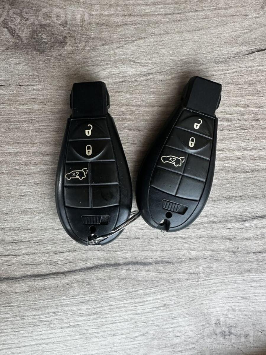 Pelēks Jeep Grand Cherokee 2012 Rīga, ar dzinēja tilpumu 3.00 L un nobraukumu 262 tūkst. km par 8399 €, foto 18 vietnē AUTOMOTO.COM.LV