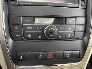 Pelēks Jeep Grand Cherokee 2012 Rīga, ar dzinēja tilpumu 3.00 L un nobraukumu 262 tūkst. km par 8399 €, foto 19 vietnē AUTOMOTO.COM.LV