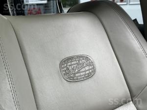 Pelēks Jeep Grand Cherokee 2012 Rīga, ar dzinēja tilpumu 3.00 L un nobraukumu 262 tūkst. km par 8399 €, foto 23 vietnē AUTOMOTO.COM.LV