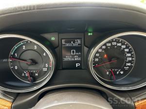 Pelēks Jeep Grand Cherokee 2012 Rīga, ar dzinēja tilpumu 3.00 L un nobraukumu 262 tūkst. km par 8399 €, foto 35 vietnē AUTOMOTO.COM.LV