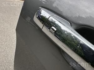 Pelēks Jeep Grand Cherokee 2012 Rīga, ar dzinēja tilpumu 3.00 L un nobraukumu 262 tūkst. km par 8399 €, foto 36 vietnē AUTOMOTO.COM.LV