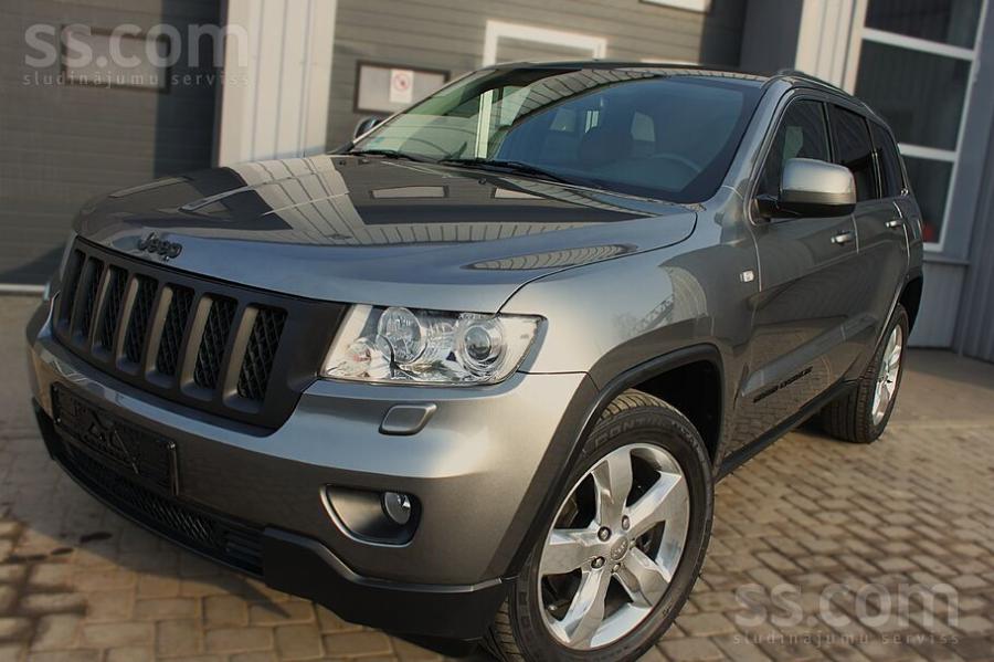 Grey Jeep Grand Cherokee 2012 in Riga, with an engine capacity of 3.00 L and mileage of 0 thousand km for 10990 €, photo 1 on AUTOMOTO.COM.LV