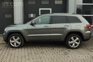 Grey Jeep Grand Cherokee 2012 in Riga, with an engine capacity of 3.00 L and mileage of 0 thousand km for 10990 €, photo 4 on AUTOMOTO.COM.LV