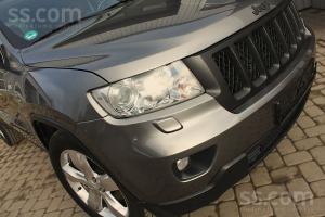 Grey Jeep Grand Cherokee 2012 in Riga, with an engine capacity of 3.00 L and mileage of 0 thousand km for 10990 €, photo 15 on AUTOMOTO.COM.LV