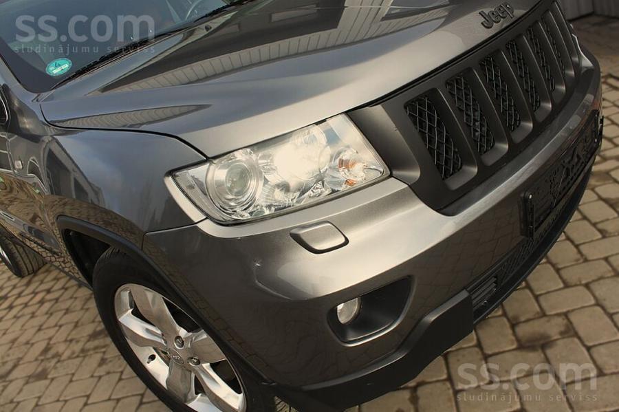 Grey Jeep Grand Cherokee 2012 in Riga, with an engine capacity of 3.00 L and mileage of 0 thousand km for 10990 €, photo 15 on AUTOMOTO.COM.LV