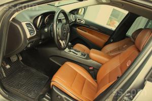 Grey Jeep Grand Cherokee 2012 in Riga, with an engine capacity of 3.00 L and mileage of 0 thousand km for 10990 €, photo 17 on AUTOMOTO.COM.LV