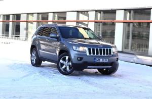 Grey Jeep Grand Cherokee 2012 in Riga, with an engine capacity of 3.00 L and mileage of 221 thousand km for 9980 €, photo  on AUTOMOTO.COM.LV