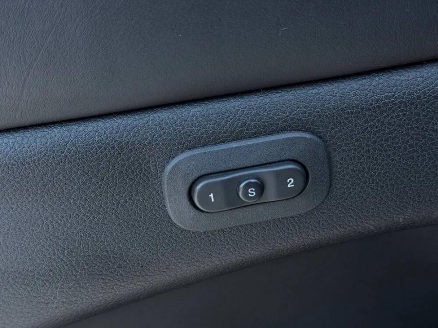 Pelēks Jeep Grand Cherokee 2012 Rīga, ar dzinēja tilpumu 3.00 L un nobraukumu 221 tūkst. km par 9980 €, foto 9 vietnē AUTOMOTO.COM.LV