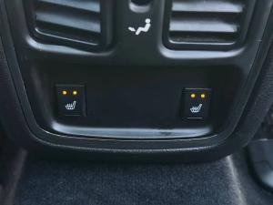 Pelēks Jeep Grand Cherokee 2012 Rīga, ar dzinēja tilpumu 3.00 L un nobraukumu 221 tūkst. km par 9980 €, foto 21 vietnē AUTOMOTO.COM.LV