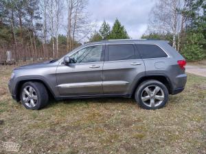 Grey Jeep Grand Cherokee 2012 in Vilnius, with an engine capacity of 3.00 L and mileage of 262 thousand km for 1900 €, photo 5 on AUTOMOTO.COM.LV