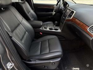 Pelēks Jeep Grand Cherokee 2012 Šauļi, ar dzinēja tilpumu 2.99 L un nobraukumu 172 tūkst. km par 10999 €, foto 22 vietnē AUTOMOTO.COM.LV