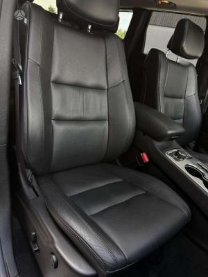 Pelēks Jeep Grand Cherokee 2012 Šauļi, ar dzinēja tilpumu 2.99 L un nobraukumu 172 tūkst. km par 10999 €, foto 23 vietnē AUTOMOTO.COM.LV