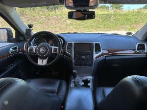 Pelēks Jeep Grand Cherokee 2012 Kauņa, ar dzinēja tilpumu 2.99 L un nobraukumu 225 tūkst. km par 8650 €, foto 8 vietnē AUTOMOTO.COM.LV