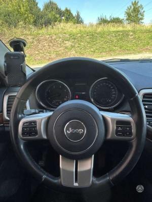 Pelēks Jeep Grand Cherokee 2012 Kauņa, ar dzinēja tilpumu 2.99 L un nobraukumu 225 tūkst. km par 8650 €, foto 10 vietnē AUTOMOTO.COM.LV