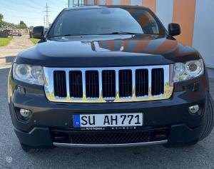 Pelēks Jeep Grand Cherokee 2012 Kauņa, ar dzinēja tilpumu 2.99 L un nobraukumu 225 tūkst. km par 8650 €, foto 23 vietnē AUTOMOTO.COM.LV