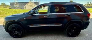 Pelēks Jeep Grand Cherokee 2012 Kauņa, ar dzinēja tilpumu 2.99 L un nobraukumu 225 tūkst. km par 8650 €, foto 26 vietnē AUTOMOTO.COM.LV