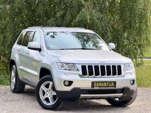 Grey Jeep Grand Cherokee 2012 in Siauliai, with an engine capacity of 2.99 L and mileage of 166 thousand km for 10950 €, photo  on AUTOMOTO.COM.LV