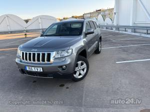 Pelēks Jeep Grand Cherokee 2012 Tartu, ar dzinēja tilpumu 3.00 L un nobraukumu 215 tūkst. km par 9000 €, foto  vietnē AUTOMOTO.COM.LV
