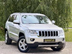 Pelēks Jeep Grand Cherokee 2012 Šauļi, ar dzinēja tilpumu 2.99 L un nobraukumu 166 tūkst. km par 10950 €, foto  vietnē AUTOMOTO.COM.LV