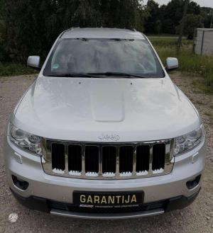 Pelēks Jeep Grand Cherokee 2012 Šauļi, ar dzinēja tilpumu 2.99 L un nobraukumu 166 tūkst. km par 10950 €, foto 22 vietnē AUTOMOTO.COM.LV