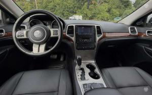 Pelēks Jeep Grand Cherokee 2012 Šauļi, ar dzinēja tilpumu 2.99 L un nobraukumu 166 tūkst. km par 10950 €, foto 29 vietnē AUTOMOTO.COM.LV