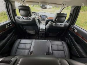 Pelēks Jeep Grand Cherokee 2012 Šauļi, ar dzinēja tilpumu 2.99 L un nobraukumu 166 tūkst. km par 10950 €, foto 37 vietnē AUTOMOTO.COM.LV