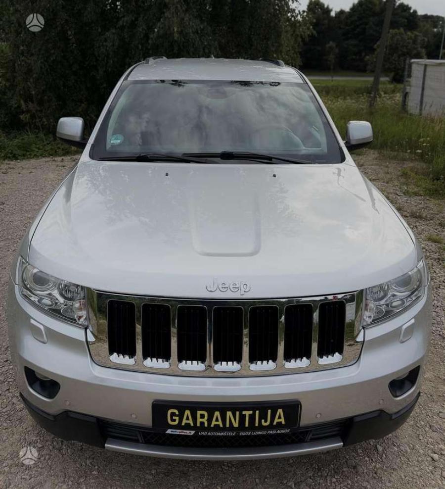 Pelēks Jeep Grand Cherokee 2012 Šauļi, ar dzinēja tilpumu 2.99 L un nobraukumu 166 tūkst. km par 10950 €, foto 22 vietnē AUTOMOTO.COM.LV