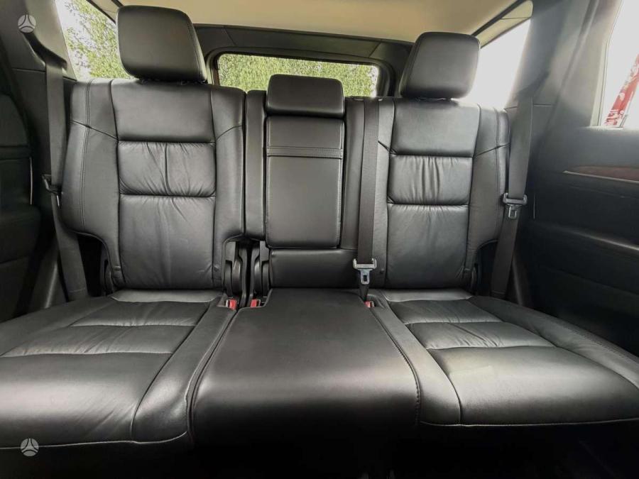 Pelēks Jeep Grand Cherokee 2012 Šauļi, ar dzinēja tilpumu 2.99 L un nobraukumu 166 tūkst. km par 10950 €, foto 36 vietnē AUTOMOTO.COM.LV