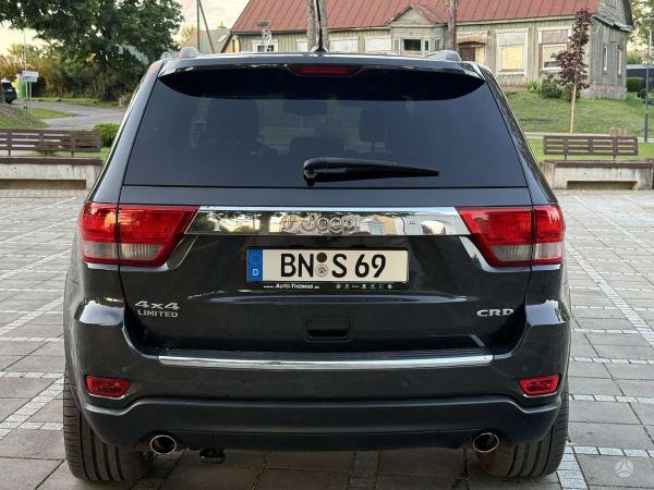 Pelēks Jeep Grand Cherokee 2012 Raseiniai, ar dzinēja tilpumu 2.99 L un nobraukumu 226 tūkst. km par 8350 €, foto 5 vietnē AUTOMOTO.COM.LV