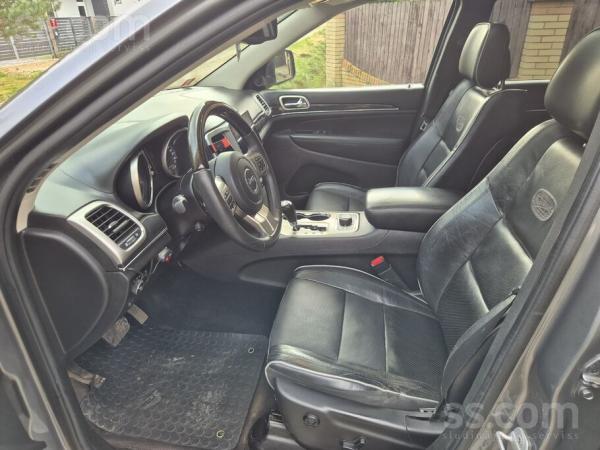 Pelēks Jeep Grand Cherokee 2012 Rīga, ar dzinēja tilpumu 3.00 L un nobraukumu 345 tūkst. km par 7500 €, foto 7 vietnē AUTOMOTO.COM.LV