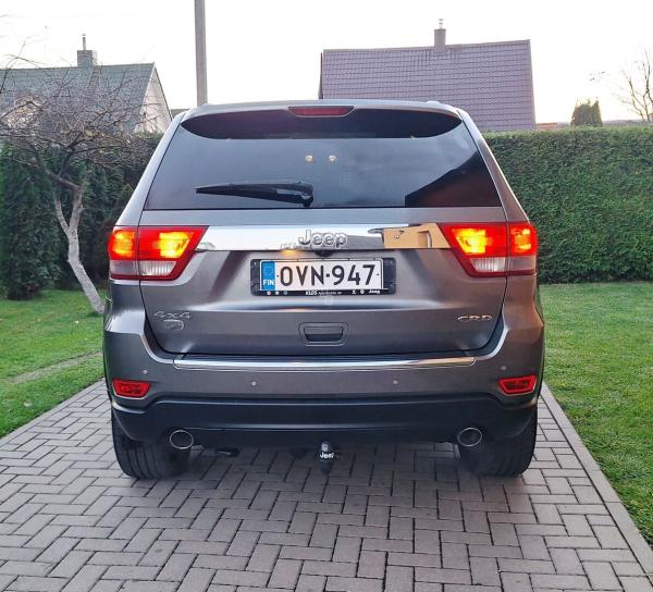 Pelēks Jeep Grand Cherokee 2012 Radviliškis, ar dzinēja tilpumu 3.00 L un nobraukumu 253 tūkst. km par 7700 €, foto 9 vietnē AUTOMOTO.COM.LV