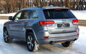 Grey Jeep Grand Cherokee 2013 in Petrikaiciai, with an engine capacity of 3.00 L and mileage of 198 thousand km for 13999 €, photo 8 on AUTOMOTO.COM.LV