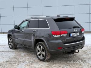Pelēks Jeep Grand Cherokee 2013 Tartu, ar dzinēja tilpumu 3.00 L un nobraukumu 290 tūkst. km par 8700 €, foto 4 vietnē AUTOMOTO.COM.LV
