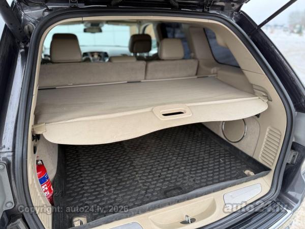 Серый Джип Гранд Чероки 2013 в Тарту, объемом двигателя 3.00 л и пробегом 290 тыс. км за 8700 €, фото 11 на AUTOMOTO.COM.LV