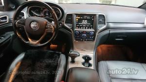 Pelēks Jeep Grand Cherokee 2013 Tallina, ar dzinēja tilpumu 3.00 L un nobraukumu 252 tūkst. km par 16800 €, foto 8 vietnē AUTOMOTO.COM.LV