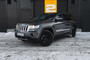 Grey Jeep Grand Cherokee 2013 in Tallinn, with an engine capacity of 3.00 L and mileage of 293 thousand km for 8499 €, photo  on AUTOMOTO.COM.LV