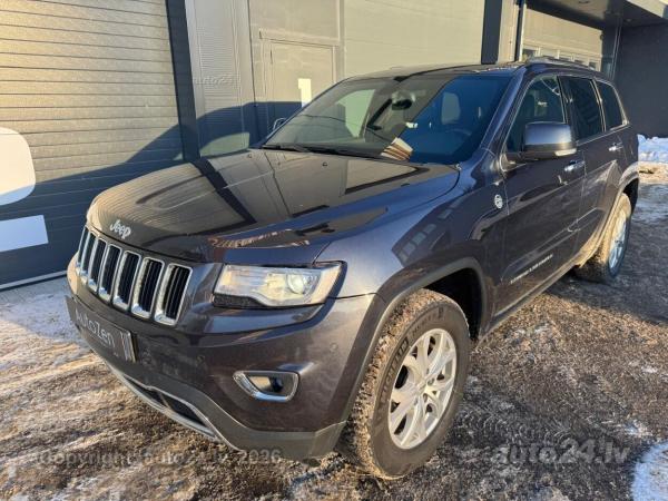 Grey Jeep Grand Cherokee 2013 in Tallinn, with an engine capacity of 3.00 L and mileage of 252 thousand km for 10995 €, photo 1 on AUTOMOTO.COM.LV