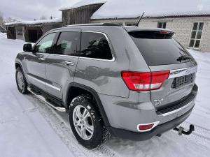 Pelēks Jeep Grand Cherokee 2013 Utena, ar dzinēja tilpumu 2.99 L un nobraukumu 184 tūkst. km par 9200 €, foto 5 vietnē AUTOMOTO.COM.LV