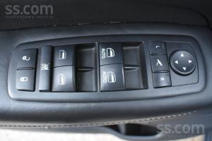 Pelēks Jeep Grand Cherokee 2013 Talsi, ar dzinēja tilpumu 3.00 L un nobraukumu 199 tūkst. km par 13000 €, foto 13 vietnē AUTOMOTO.COM.LV