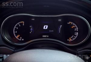 Grey Jeep Grand Cherokee 2013 in Riga, with an engine capacity of 3.00 L and mileage of 207 thousand km for 14990 €, photo 30 on AUTOMOTO.COM.LV