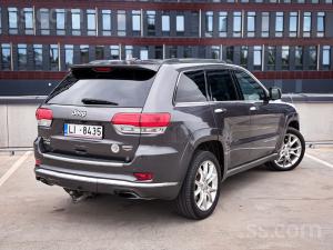 Pelēks Jeep Grand Cherokee 2013 Rīga, ar dzinēja tilpumu 3.00 L un nobraukumu 0 tūkst. km par 7950 €, foto 6 vietnē AUTOMOTO.COM.LV